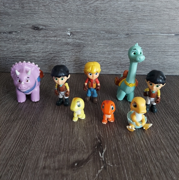 Disney | Toys | Disney Dino Ranch Figures Lot | Poshmark